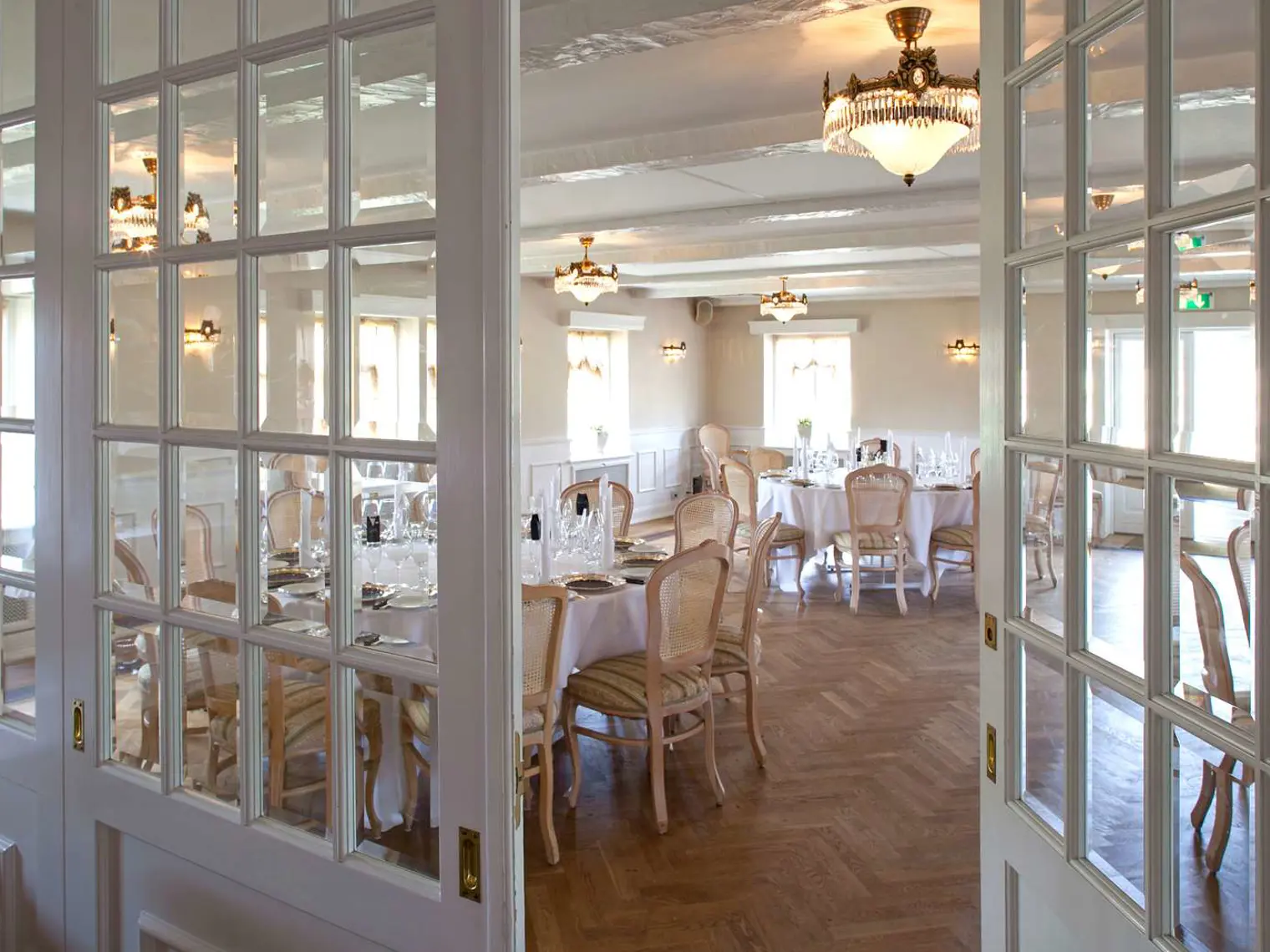 Tyrstrup Kro • Book ophold på idyllisk kro i Christiansfeld