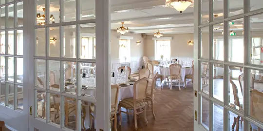 Tyrstrup Kro • Book ophold på idyllisk kro i Christiansfeld