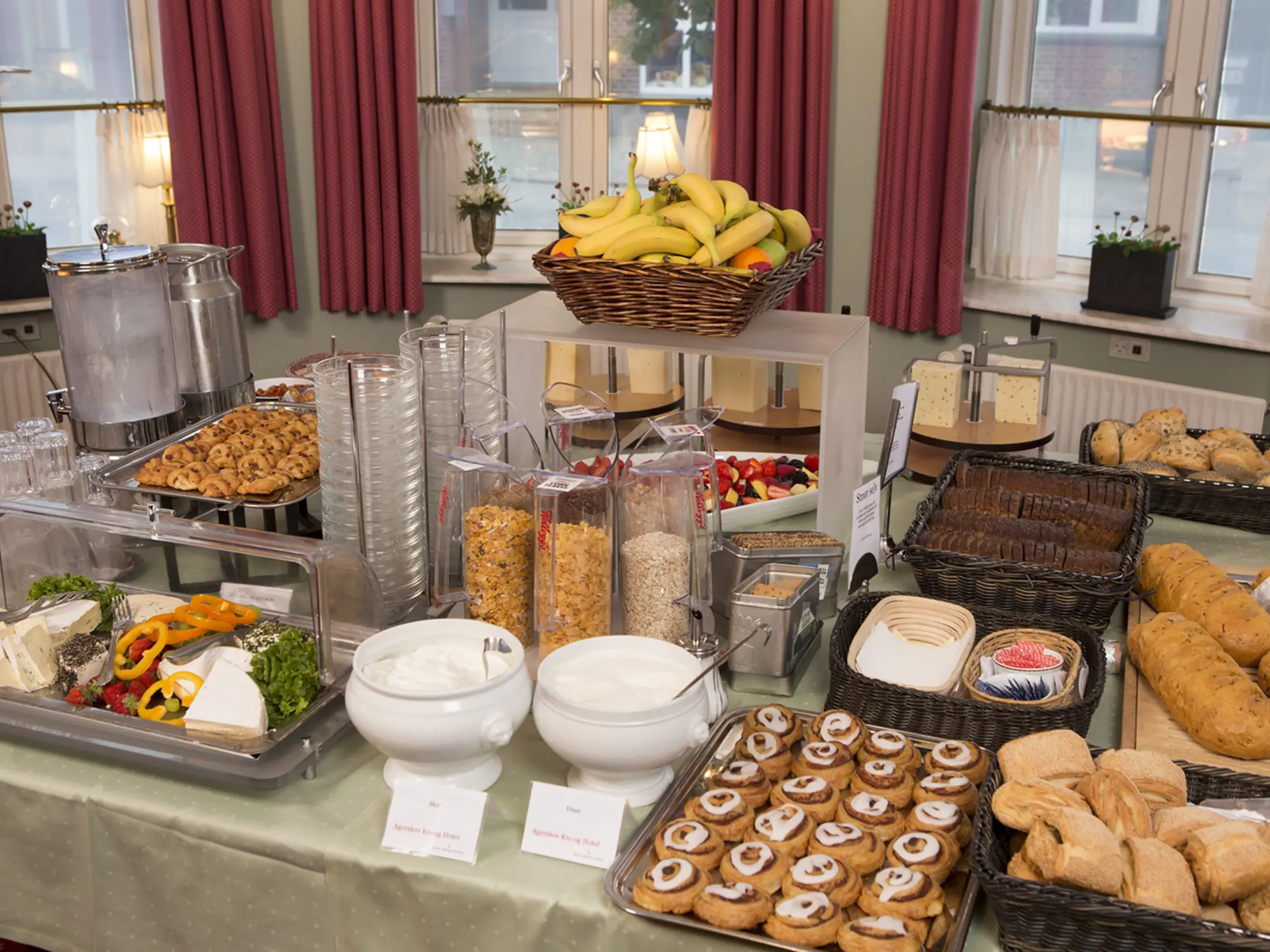 Agerskov Kro og Hotel • Book ophold på den hyggelige kro i Agerskov